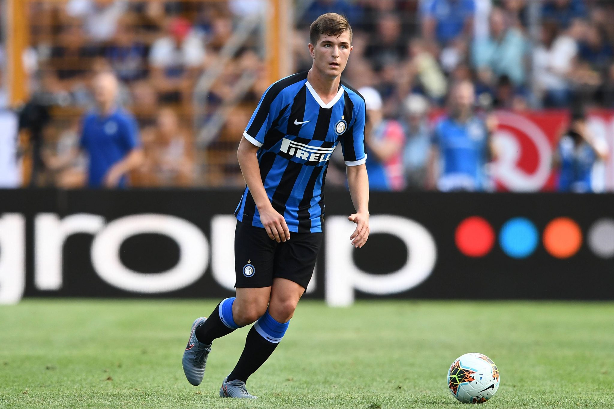 Photo - Inter Youngster Lorenzo Pirola Celebrates Monza Debut
