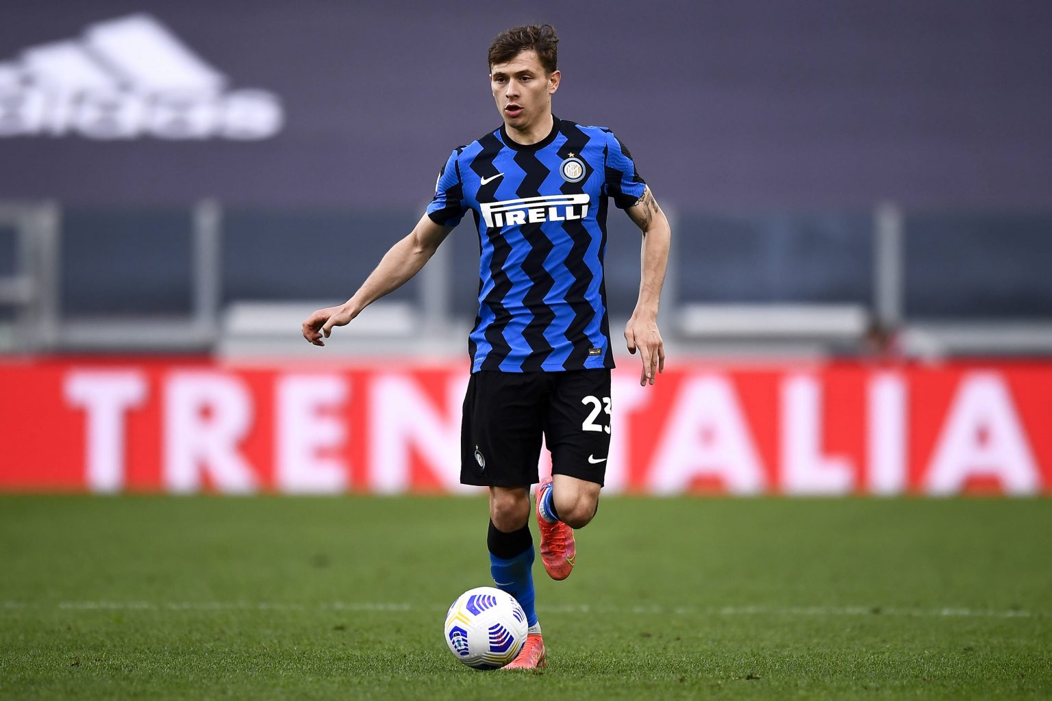 Inter's Nicolo Barella Has His Performance Rated By An English Audience