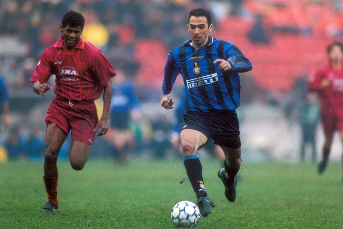 Photo - Inter Recall Youri Djorkaeff's Legendary Goal Against Roma To ...