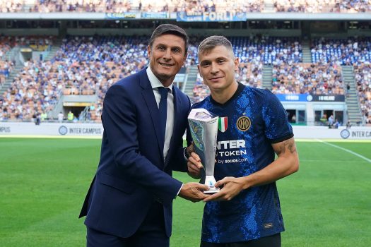 Photo - Inter Congratulate Nicolo Barella On Best Midfielder Award For ...