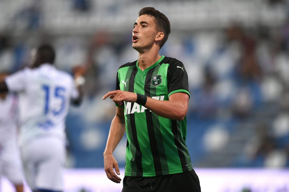 Inter Considering Signing Sassuolo's Filip Djuricic On Free Transfer ...