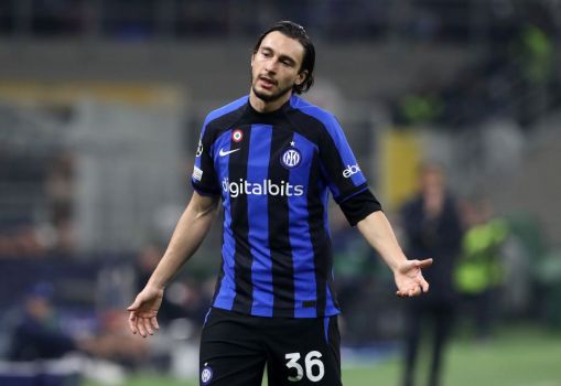 Inter Milan defender Matteo Darmian celebrates Torino win in Serie A