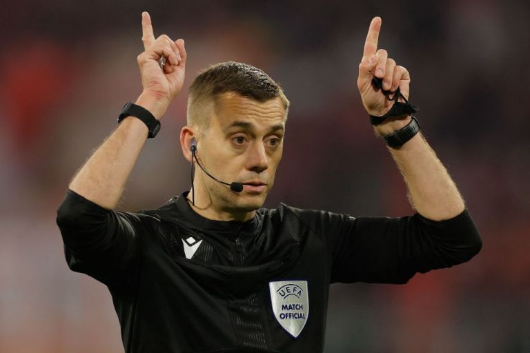 Clement Turpin referees Barcelona vs Inter Milan Champions League clash