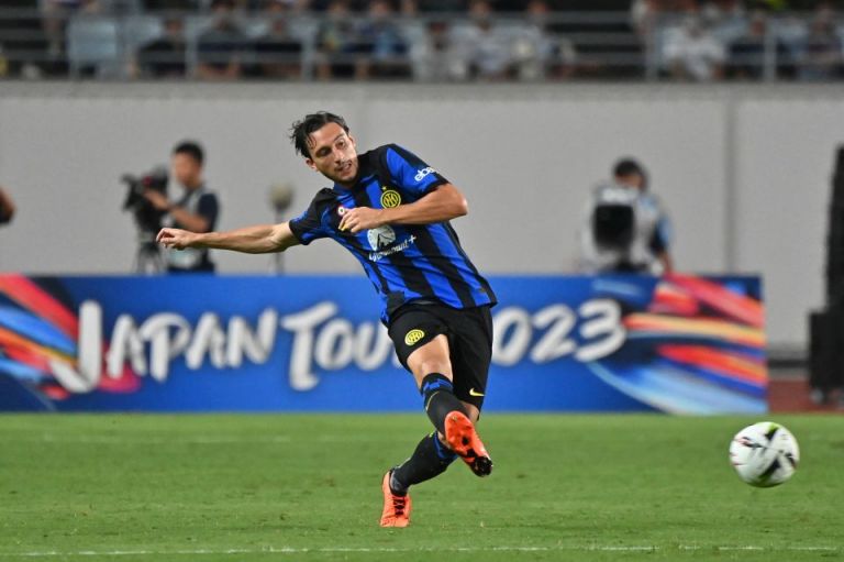 Inter Milan defender Matteo Darmian celebrates 5-1 win vs AC Milan