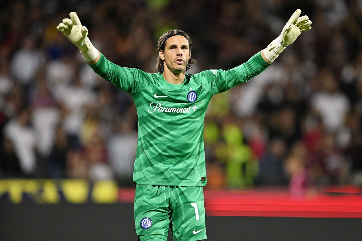 Inter goalkeeper Yann Sommer celebrates 2-0 Serie A win vs Lazio