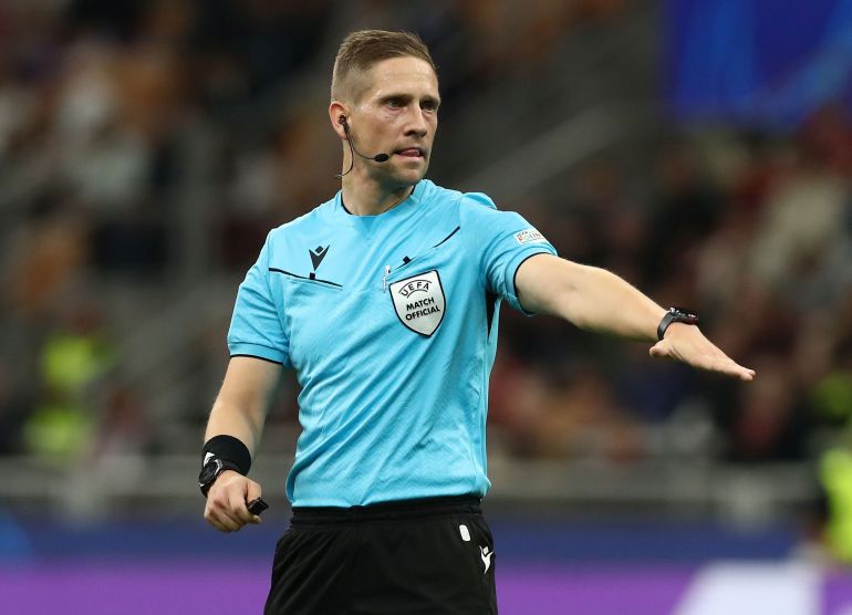 Referee Espen Eskas fares well in Feyenoord 0-2 Inter Milan