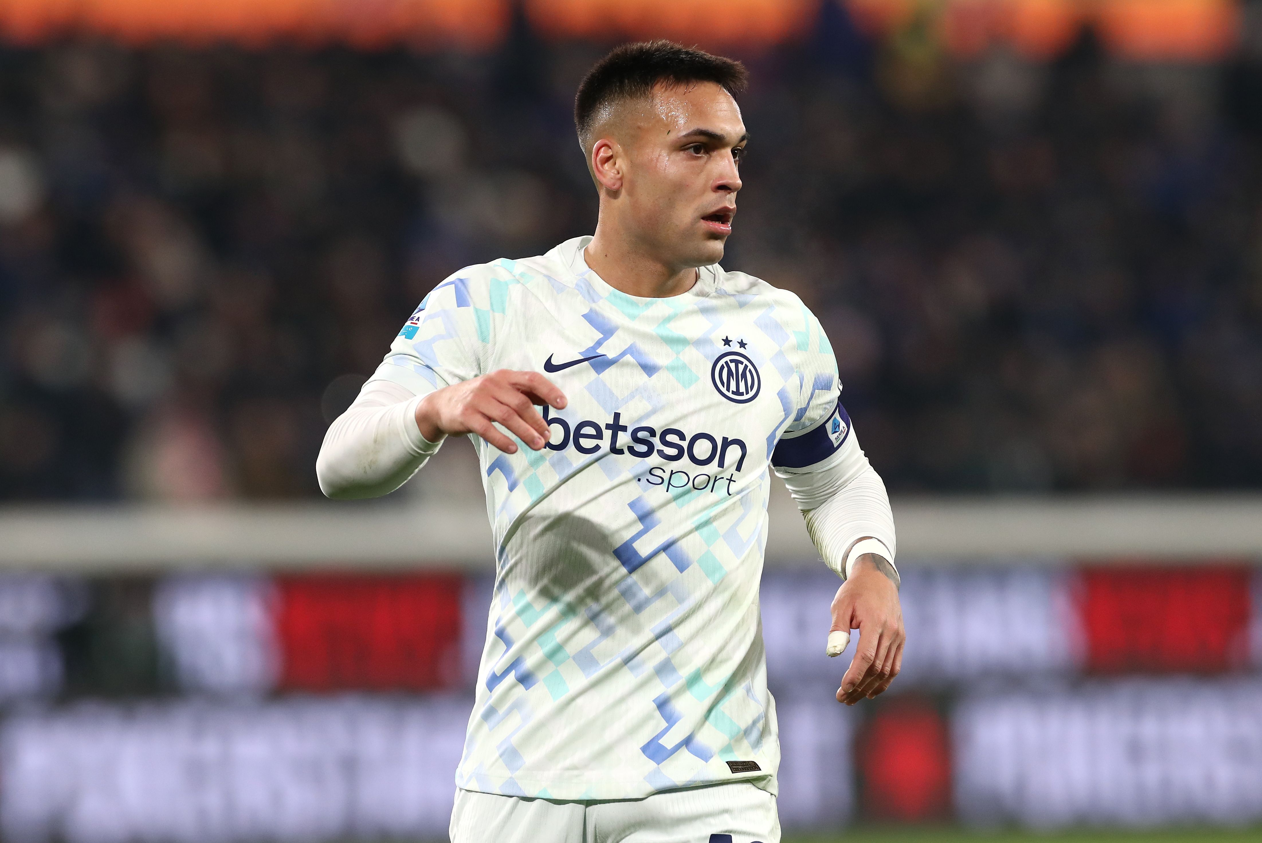 Inter vs Napoli - Lautaro & Hojlund: Battle of the 9s