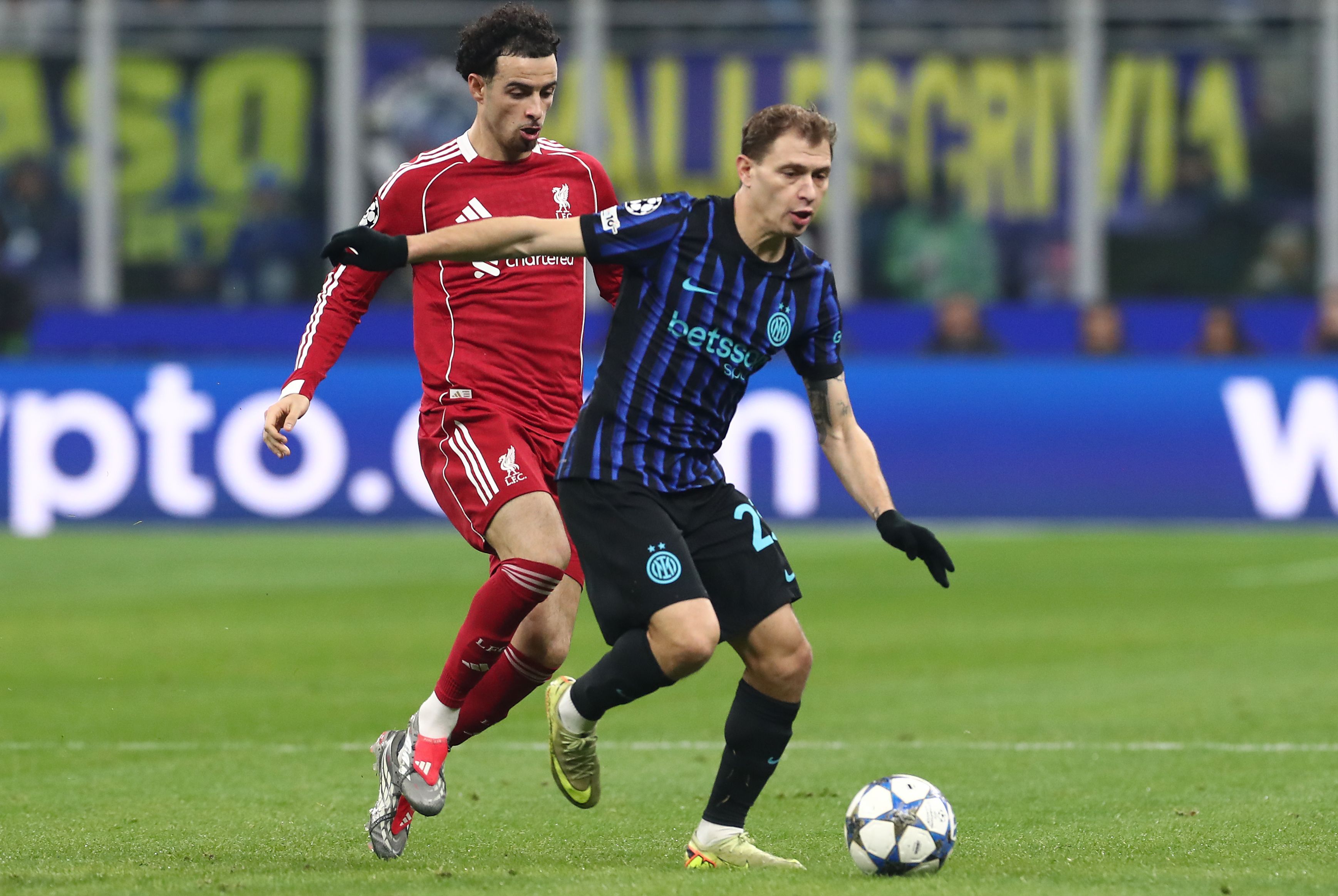 One major obstacle in Inter pursuit of Liverpool midfielder Jones