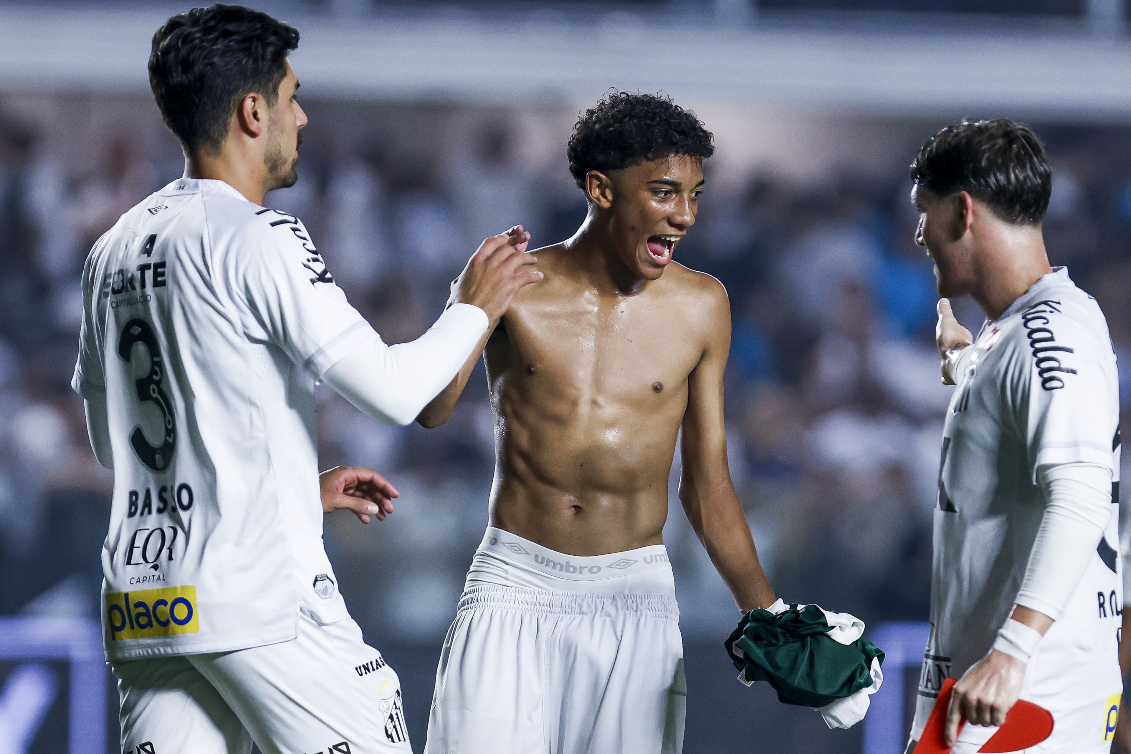 Inter Milan line up €22m bid for Santos starlet Robinho Jr